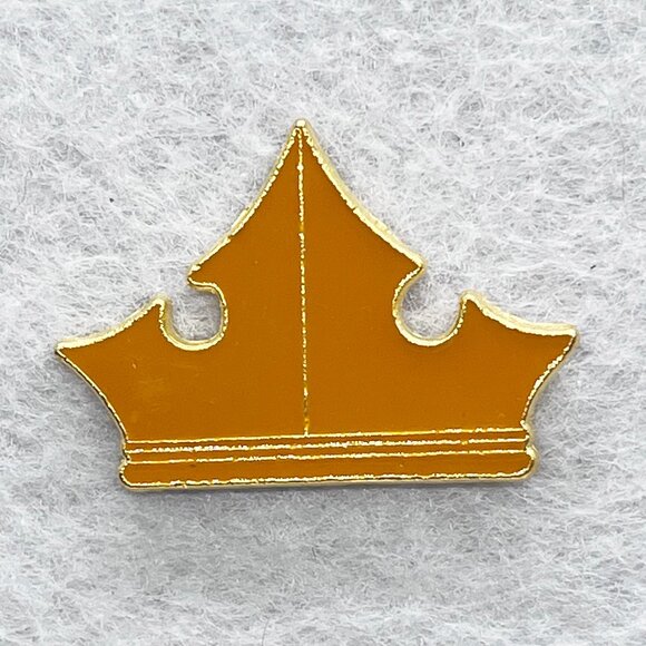 Disney | Jewelry | 525 Disney Sleeping Beauty Princess Aurora Crown Pin ...